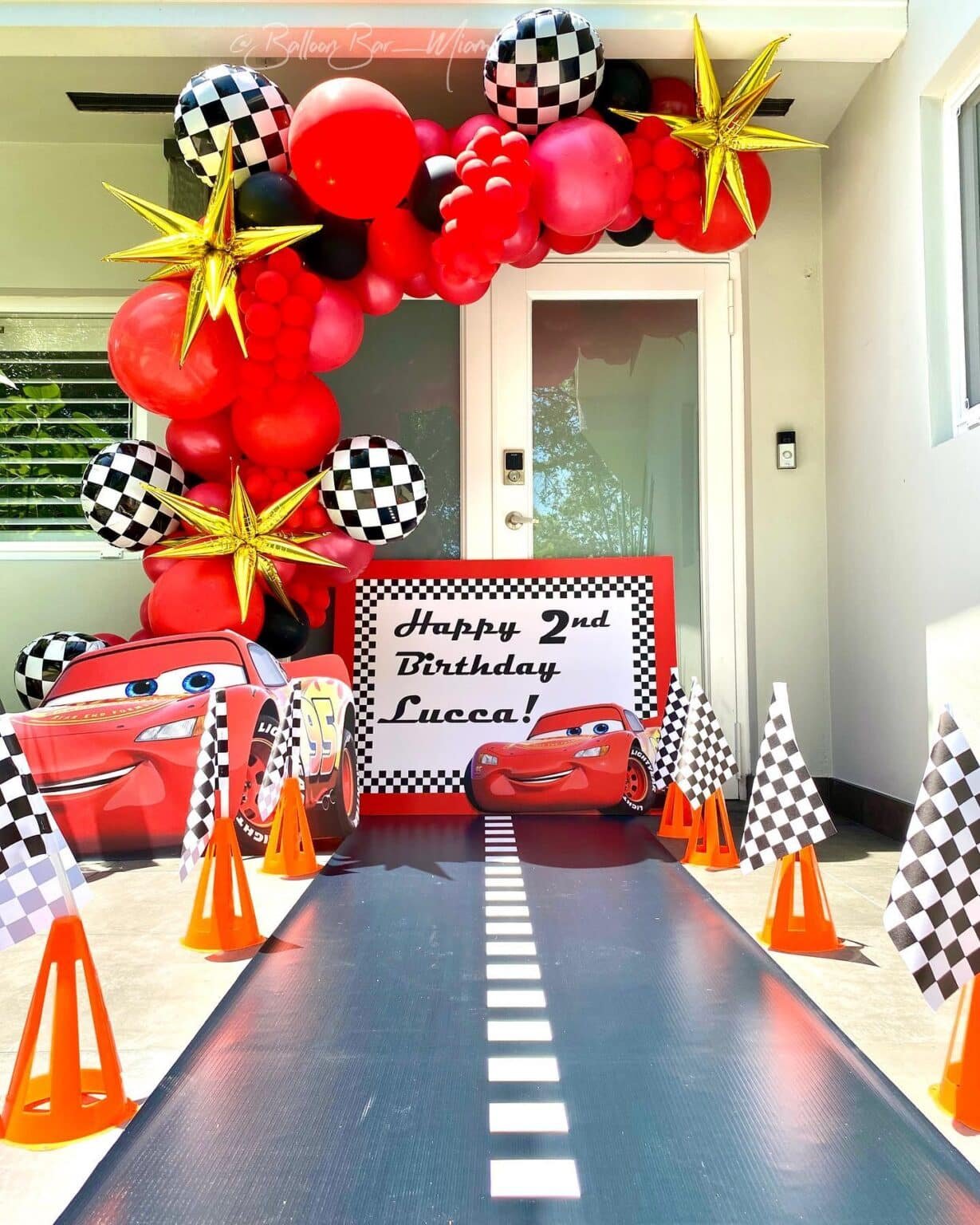 20 Lightning McQueen Birthday Party Ideas – Fun & Fast-Paced Party Themes