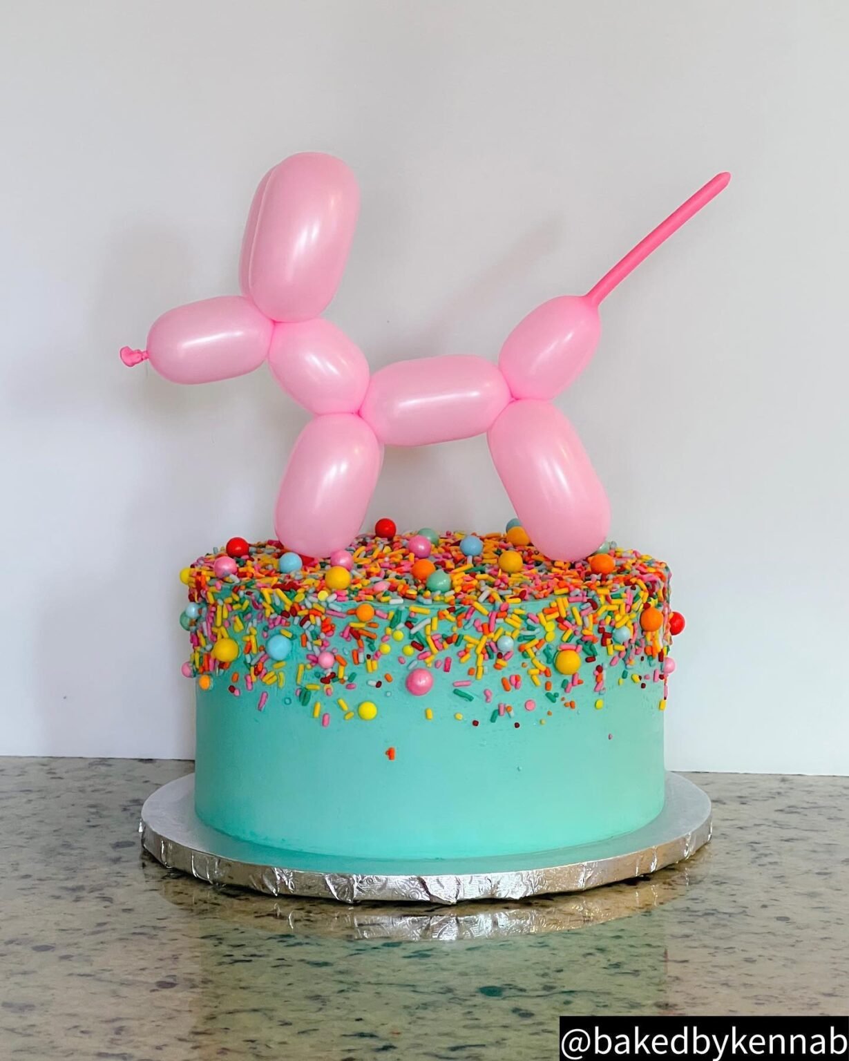 18 Easy & Stylish Balloon Decoration Ideas to Try