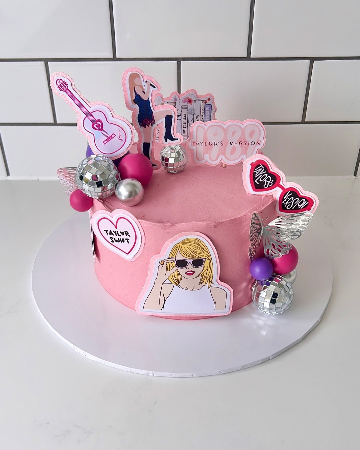 18 Taylor Swift Birthday Cake Ideas | Fun & Creative Swiftie Cakes