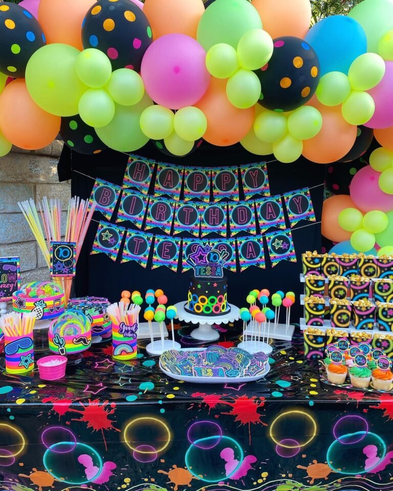 21 Neon Glow Birthday Rave Ideas | Epic Party Themes & Decor