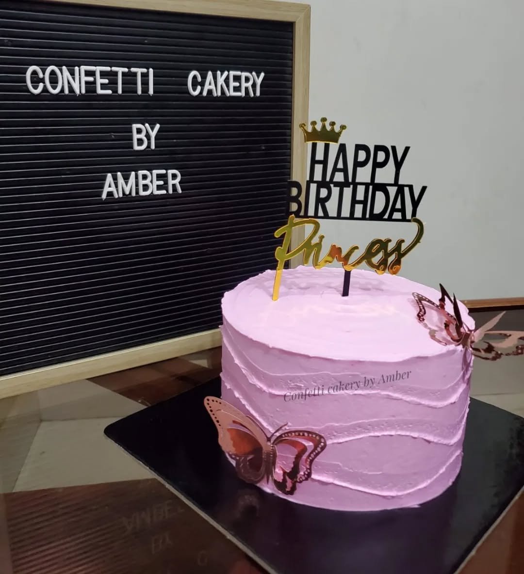 20 Ladies Birthday Cake Ideas | Elegant & Creative Designs