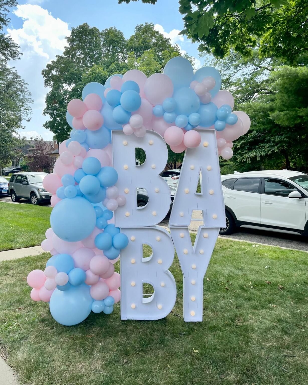 20 Stunning Baby Shower Balloon Arch Ideas & Inspiration 2025