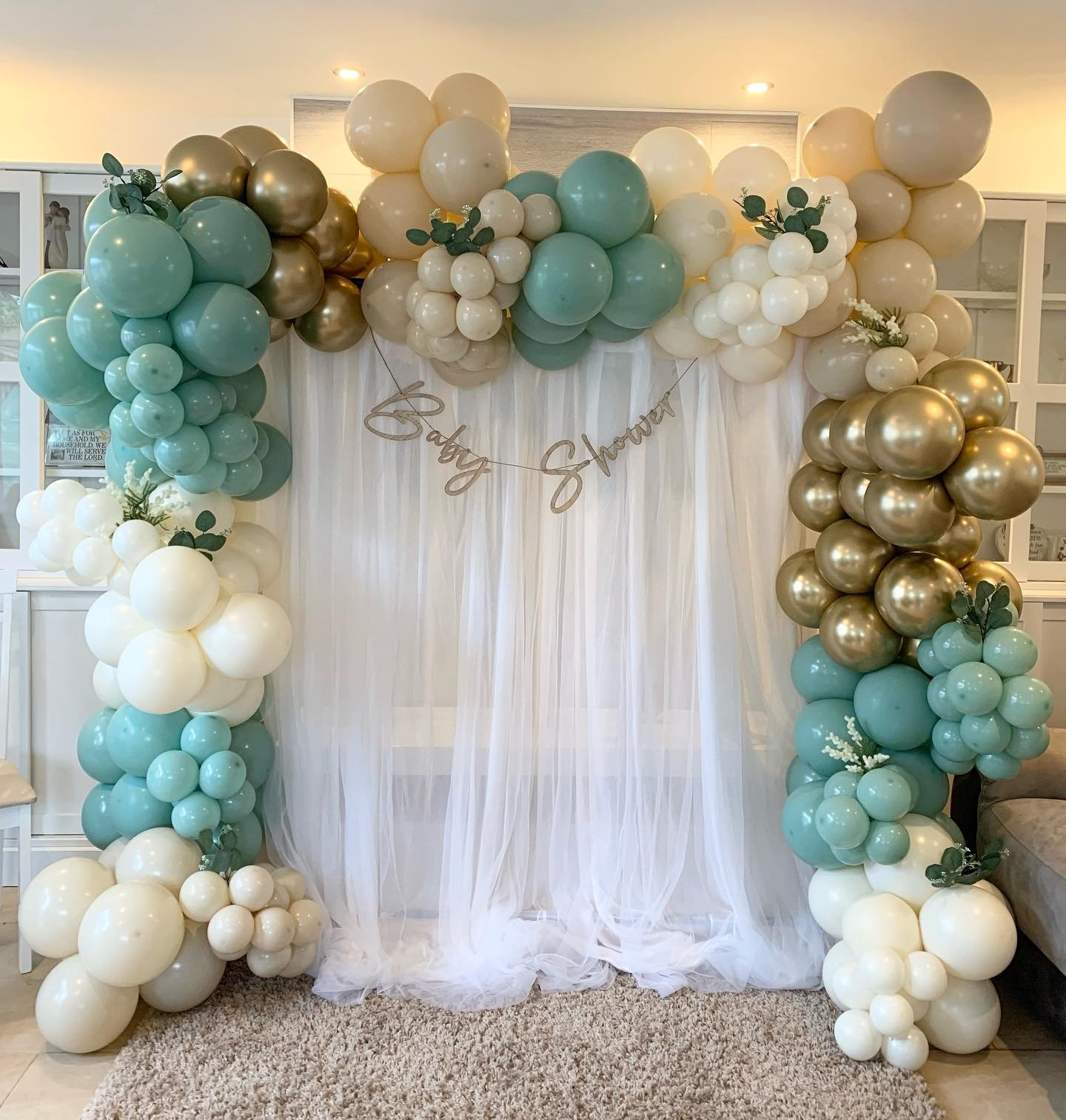 20 Stunning Baby Shower Balloon Arch Ideas & Inspiration 2025
