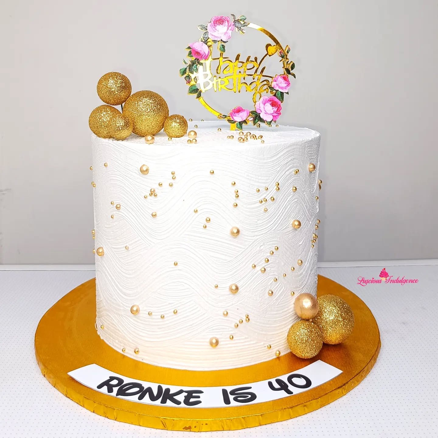 40th Birthday Cake Ideas | Creative & Delicious Designs for Milestone ...