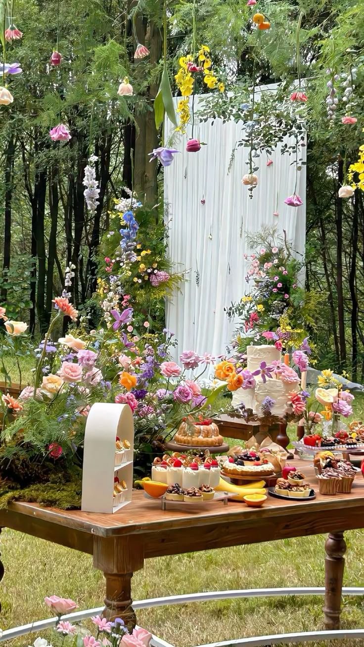 20 Enchanted Forest Theme Party Ideas | Magical Décor, Costumes & More
