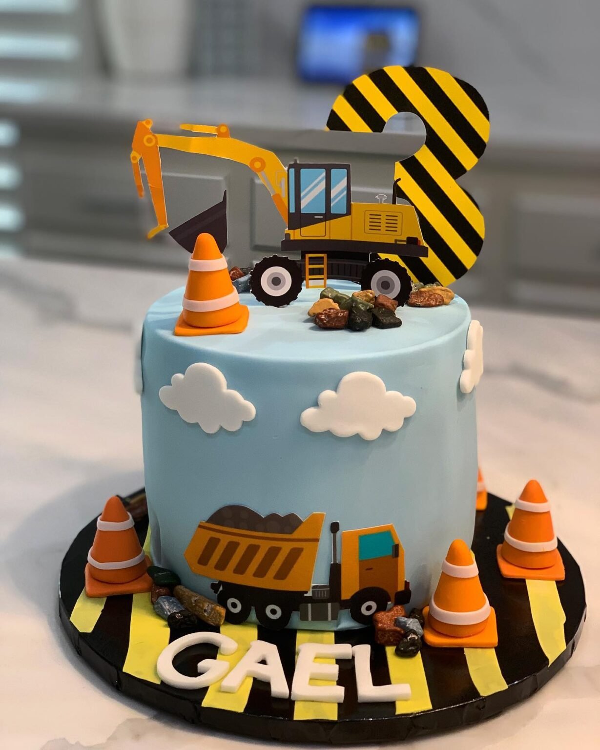 20 Construction Birthday Cake Ideas | Fun & Creative Designs