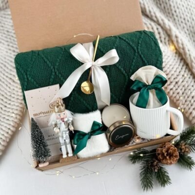 20 Cozy Winter Gift Basket Ideas to Warm Hearts This Season