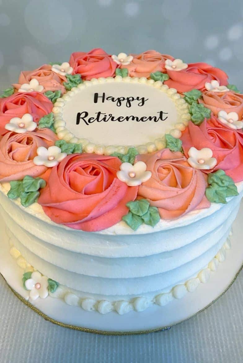 15+ Retirement Cake Ideas Perfect for Any Party - WishesFusion🌟